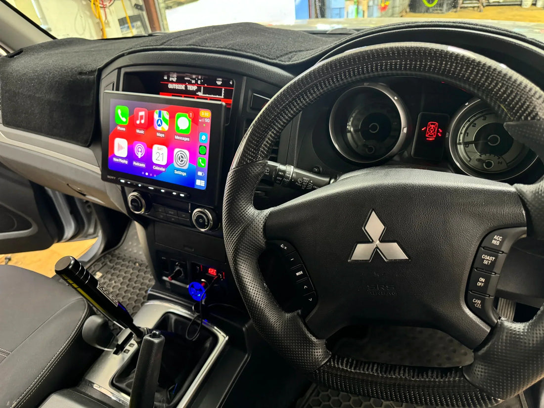 MITSUBISHI Outlander 2012-2019 - Sony 10” Floating Radio Installation ...