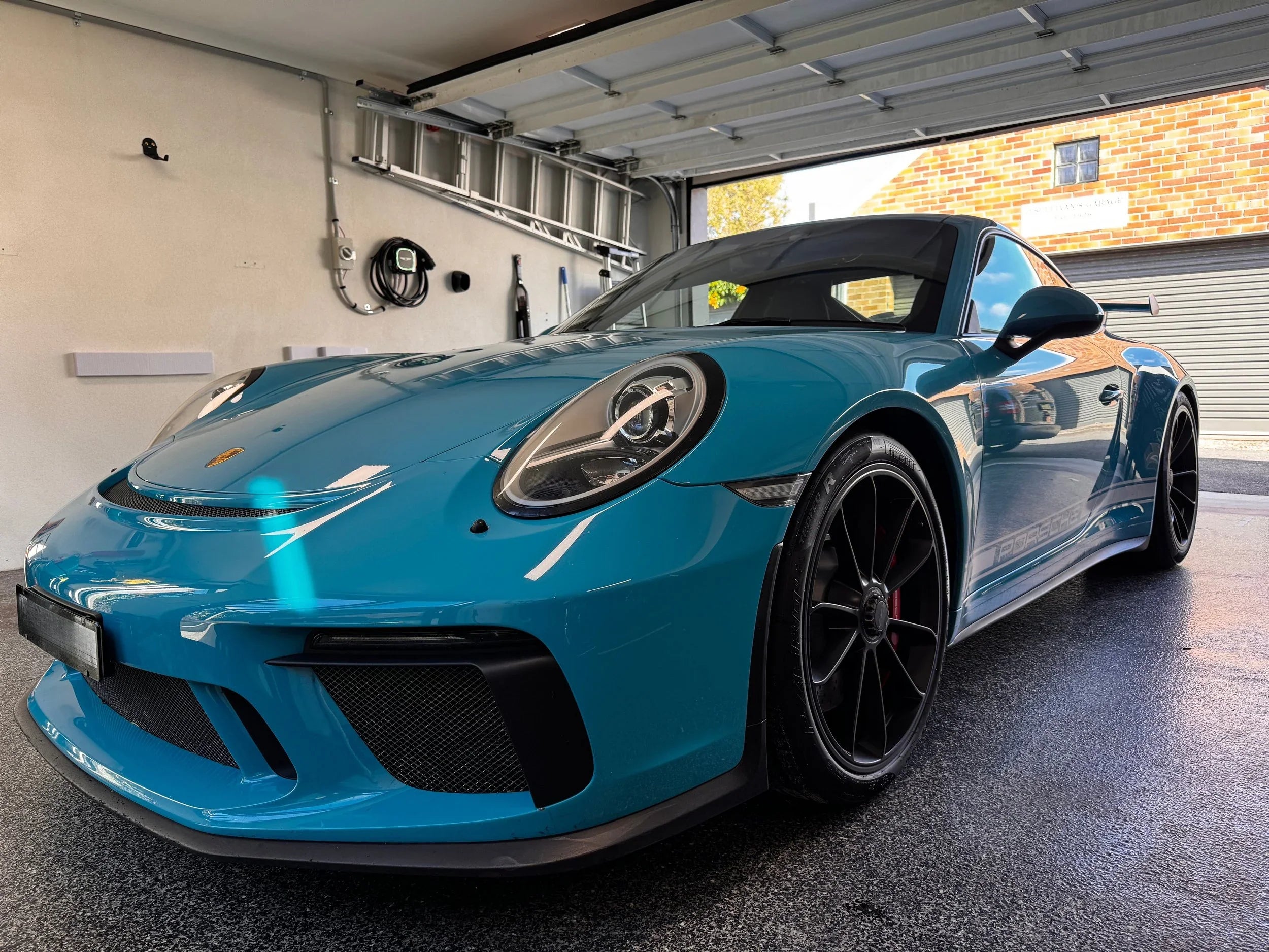 PORSCHE GT3 - BlackVue DR970X-2CH Plus Dash Cam w/ Cellink Neo 8 ...